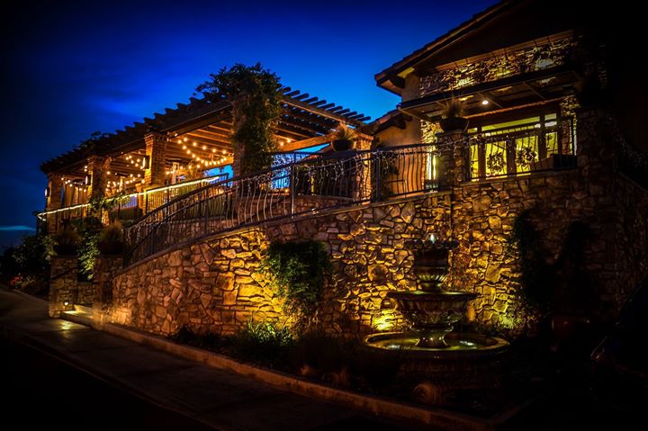 Latin Nights at Miramonte Winery with Ruben V & The Latin Sounds | Temecula