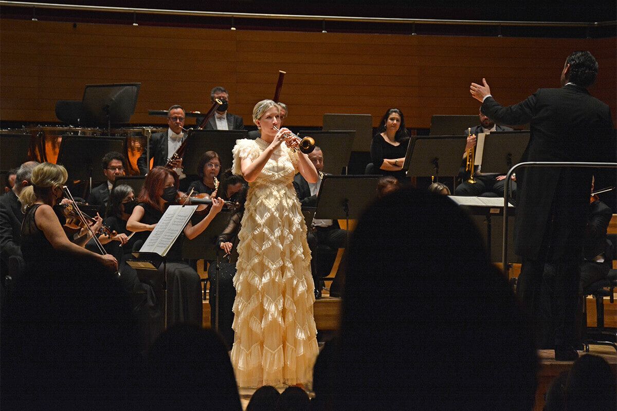 National Arts Centre Orchestra: Destination Brazil! - In French, Babs ...