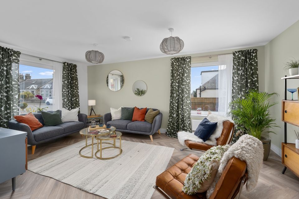 A new home for the new year? , Whiteburn HQ (Viewforth), Kirkcaldy ...