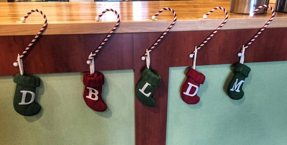SANTA PAWS 2023!, Three Dog Bakery - BluHawk, Lenexa, 16 December 2023 ...