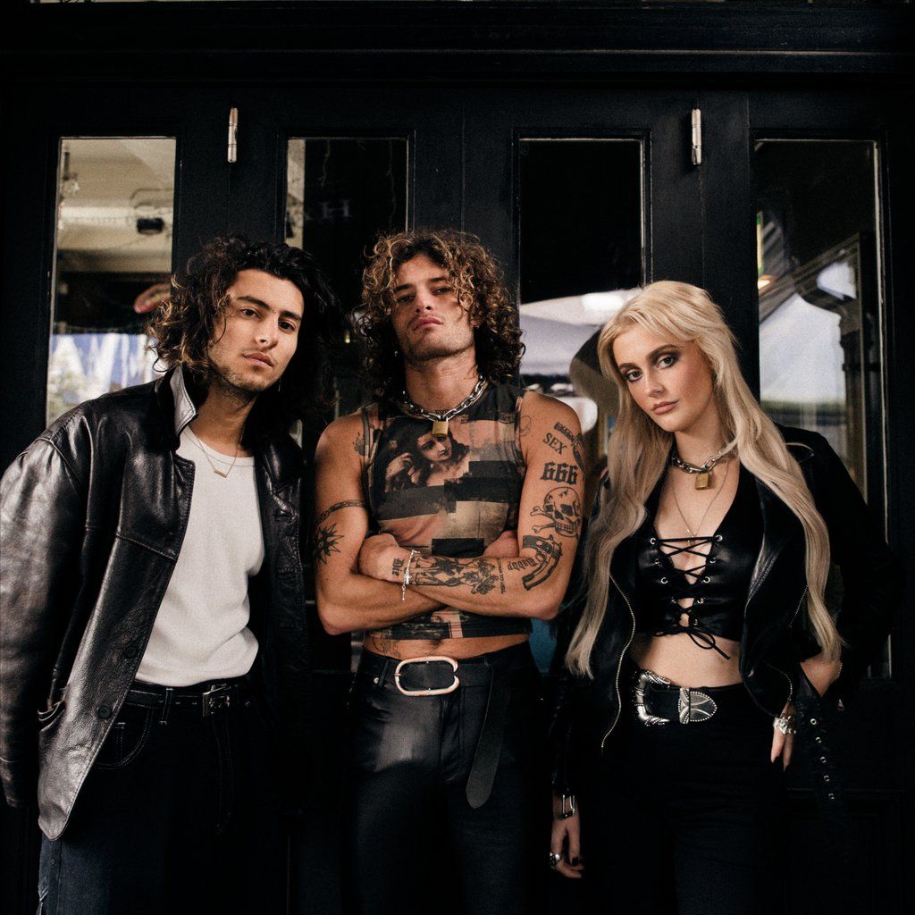 Generation : Live in Liverpool, Round The Corner, Liverpool, 26 August ...