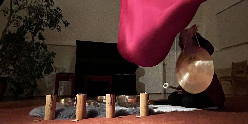 Aerial yoga and sound bath, Talbot Terrace,Lewes,BN7 2DT,GB, 16 ...