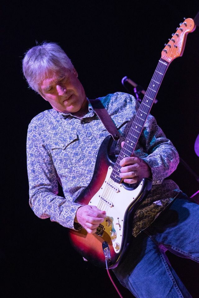 Marc Muller trio w/Tony Garnier and John Kimock LIVE at the Transparent ...