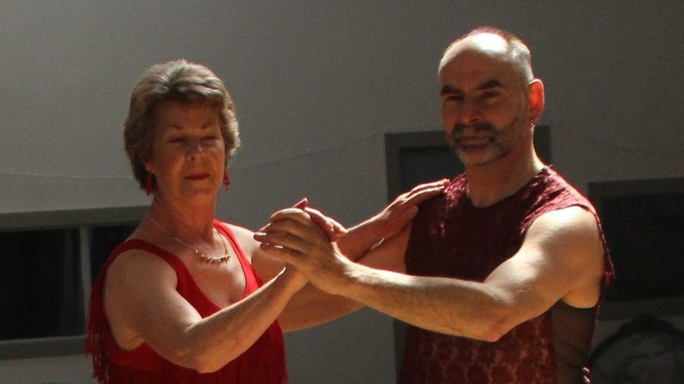 Introductory Social Dance Classes, Likemovement LKM Dance Studio ...