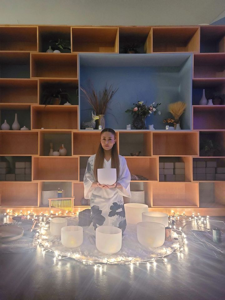 Serene Soundwaves - Immersive Crystal Bowl Sound Bath with Eunmi Chang ...