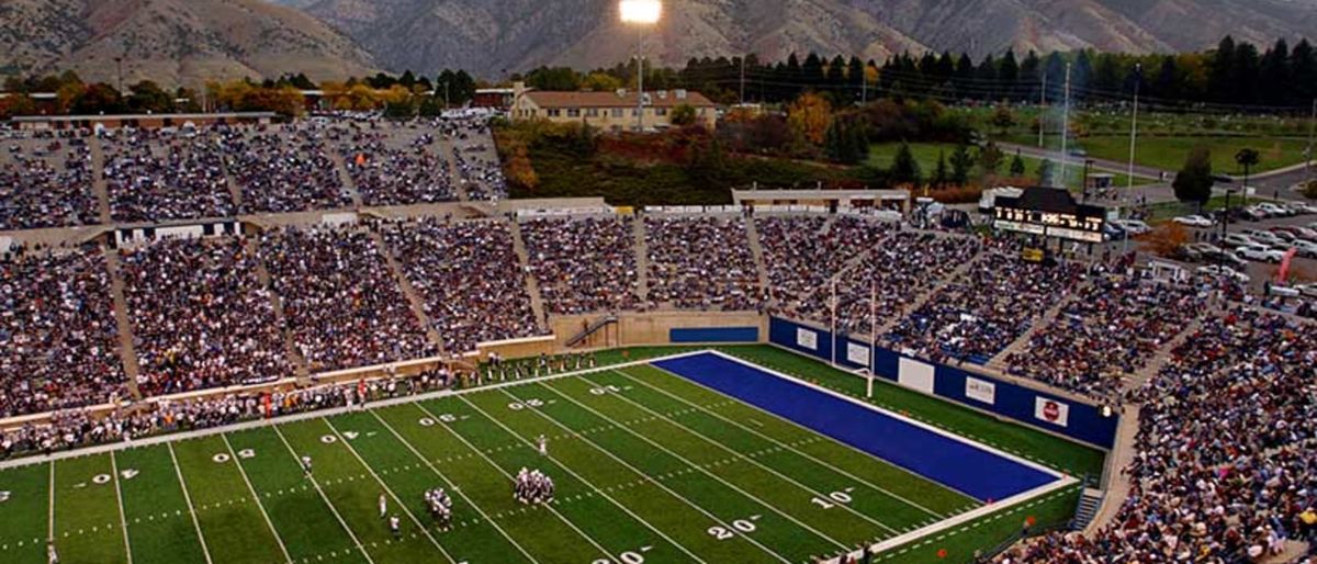Boise State Broncos at Utah State Aggies Football at Merlin Olsen Field ...