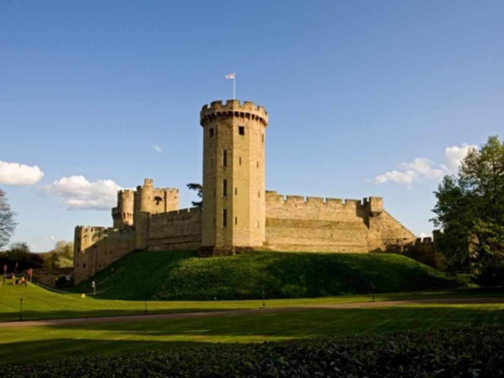 Warwick Castle & Legoland Discovery-centre-birmingham, Warwick Castle ...