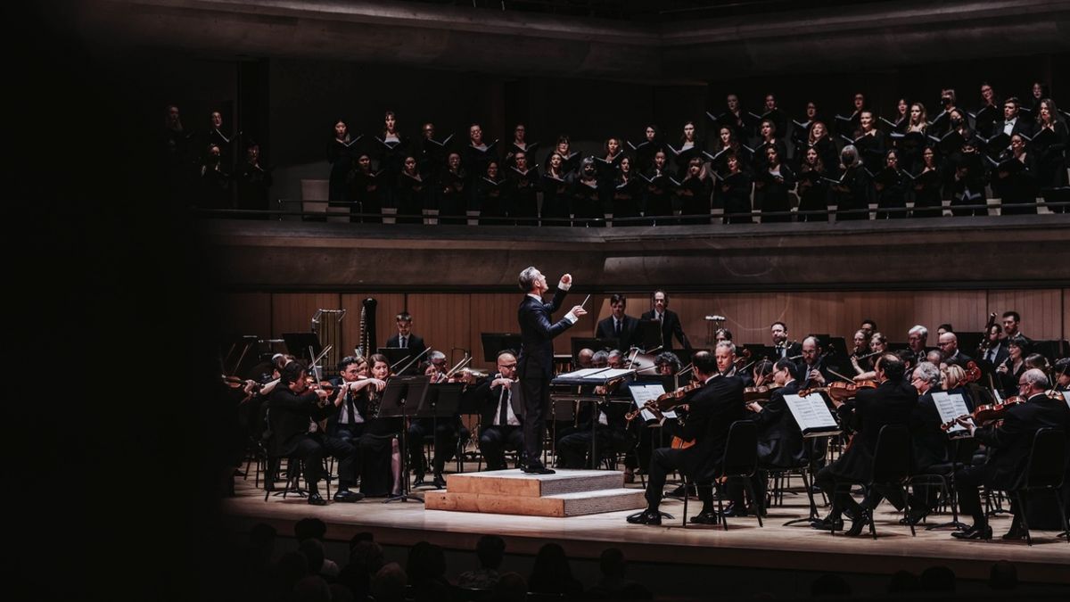 National Arts Centre Orchestra: Alexander Shelley - Mozart Hewitt ...