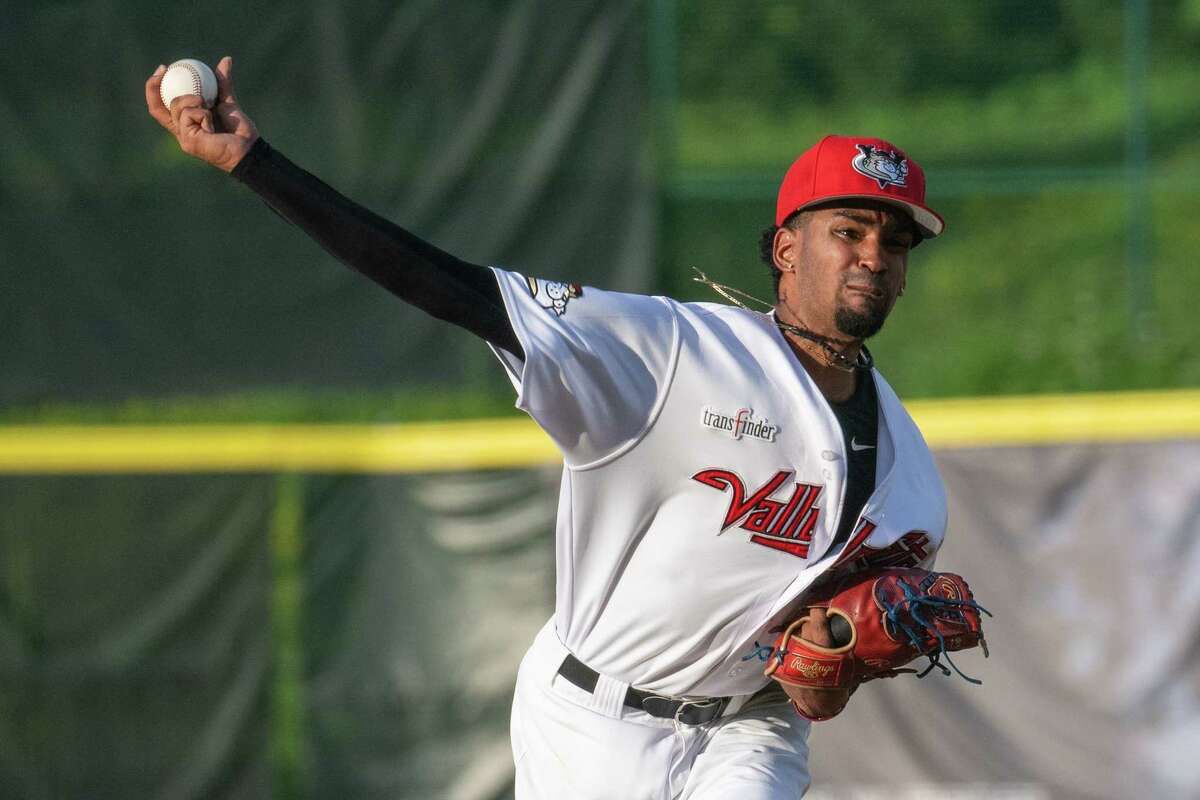 New York Boulders vs. Tri-City ValleyCats, Clover Stadium, Pomona, 27 ...