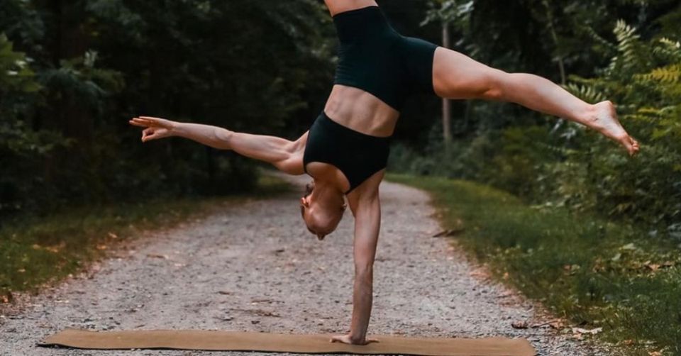 Getting Up(side Down): Handstands with Hannah Adams , 2000 Mass Ave ...