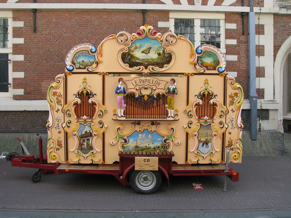 Le Papillon, Küppersweg 3, 2031 EA Haarlem, Nederland, 19 November 2023 ...