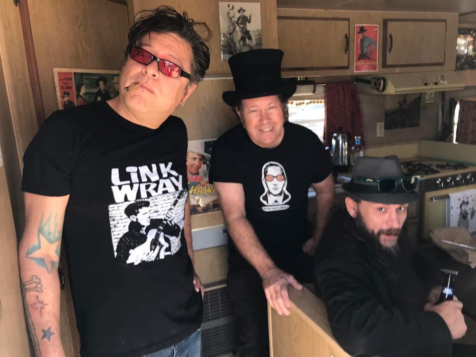 DBC+MKU play The Doll Hut!, World Famous Doll Hut, Anaheim, 10 March ...