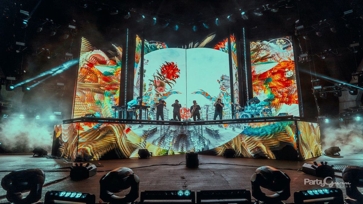 Big Gigantic DJ Set, The Summer Club At Ravel Hotel, Long Island City ...