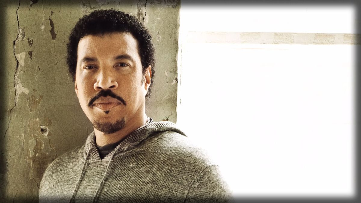 Lionel Richie with Earth, Wind & Fire, Centre Bell, Montreal, 5 July ...