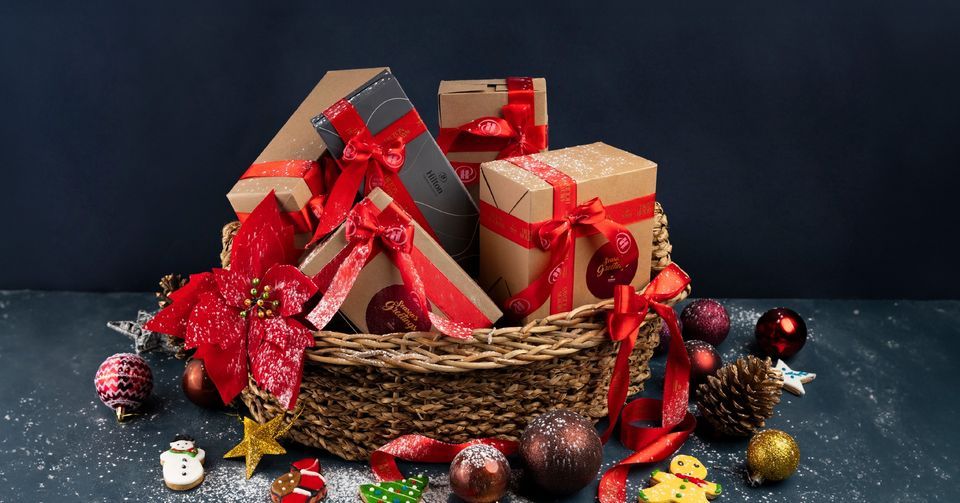 Santas Coming to Town, Basico Bar Lounge, Negombo, 16 December 2023 ...