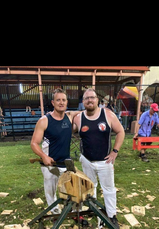Hayes Pub Timbersports Demonstration , The Hayes, Queenstown, October ...