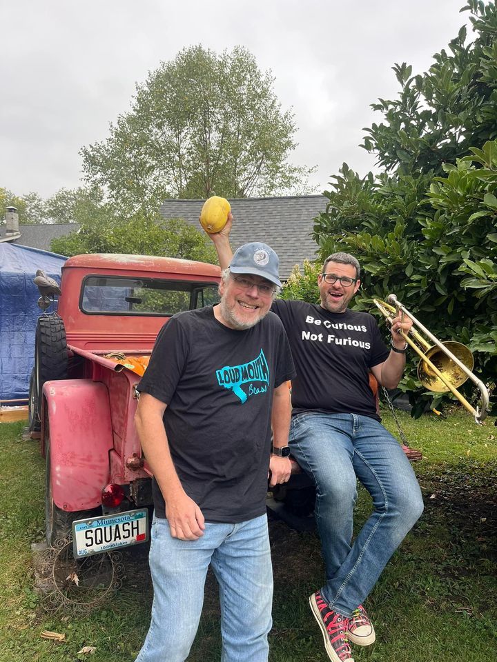 The D’Sievers Duo at the Redwood 6-9 p.m. Tues. Jan. 23rd , The Redwood ...