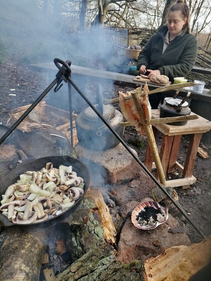 Wild Britain bushcraft experience , Castle Howard, Sand Hutton, 10 ...
