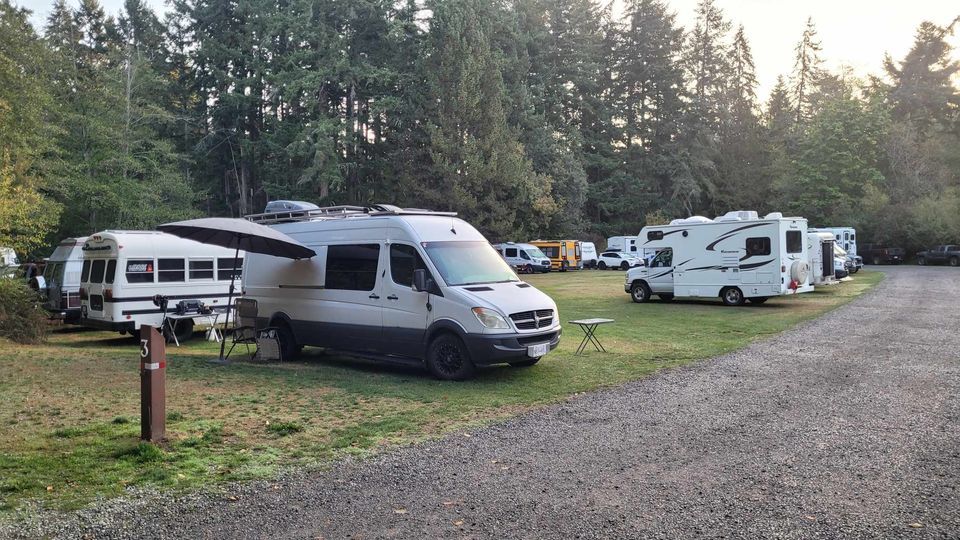 Island Vanlife Meetup 3, Union Bay Community Hall/Club, Comox, 16 ...