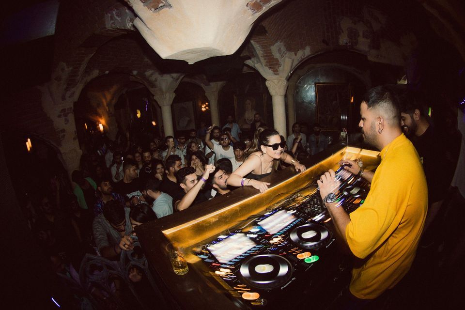 danza drome vol 16-dualist inquiry/modd, Habibi - Delhi, New Delhi, 18 ...