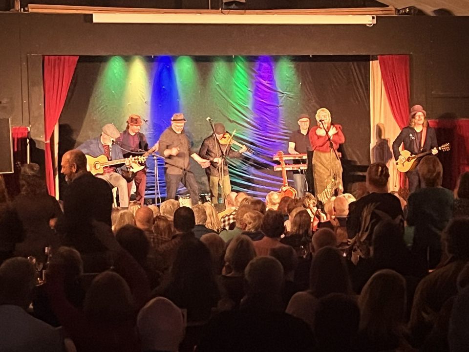 SOLD OUT Merry Hell at Over Hulton Folk Club, Over Hulton Conservative ...
