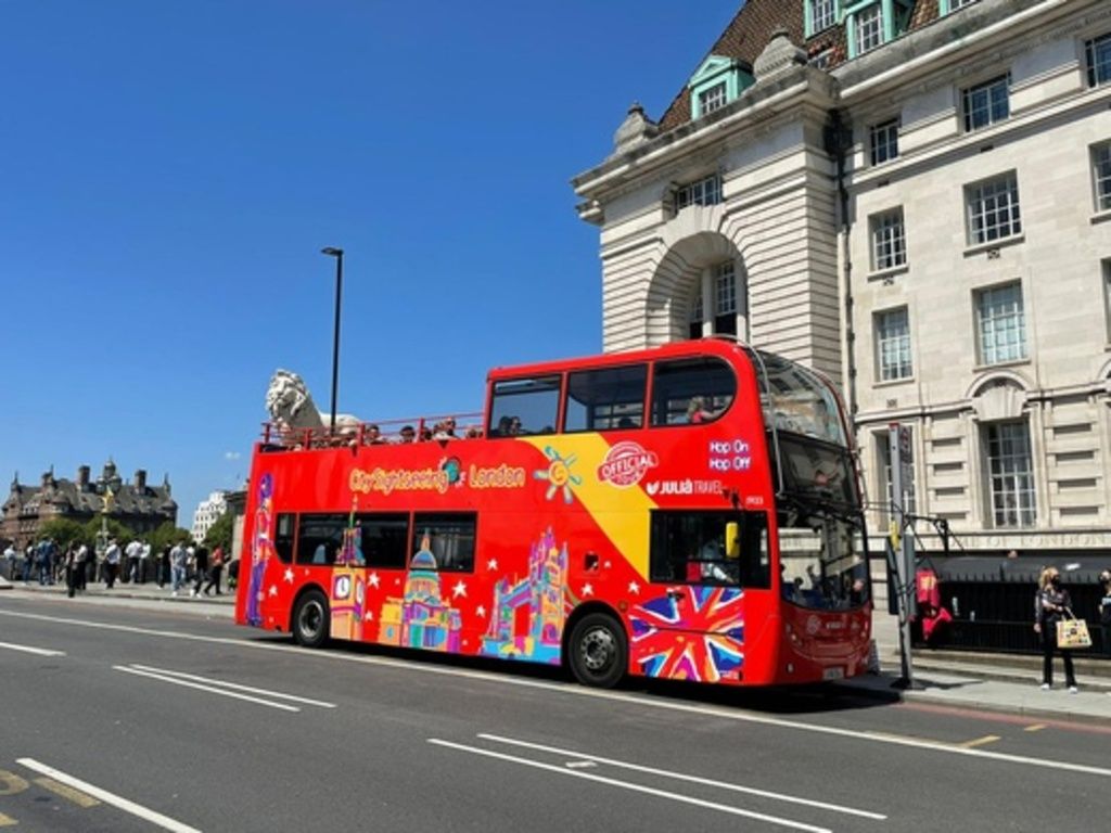 Hop-on Hop-off London + Thames River Cruise 48-hour Bus + River Cruise ...