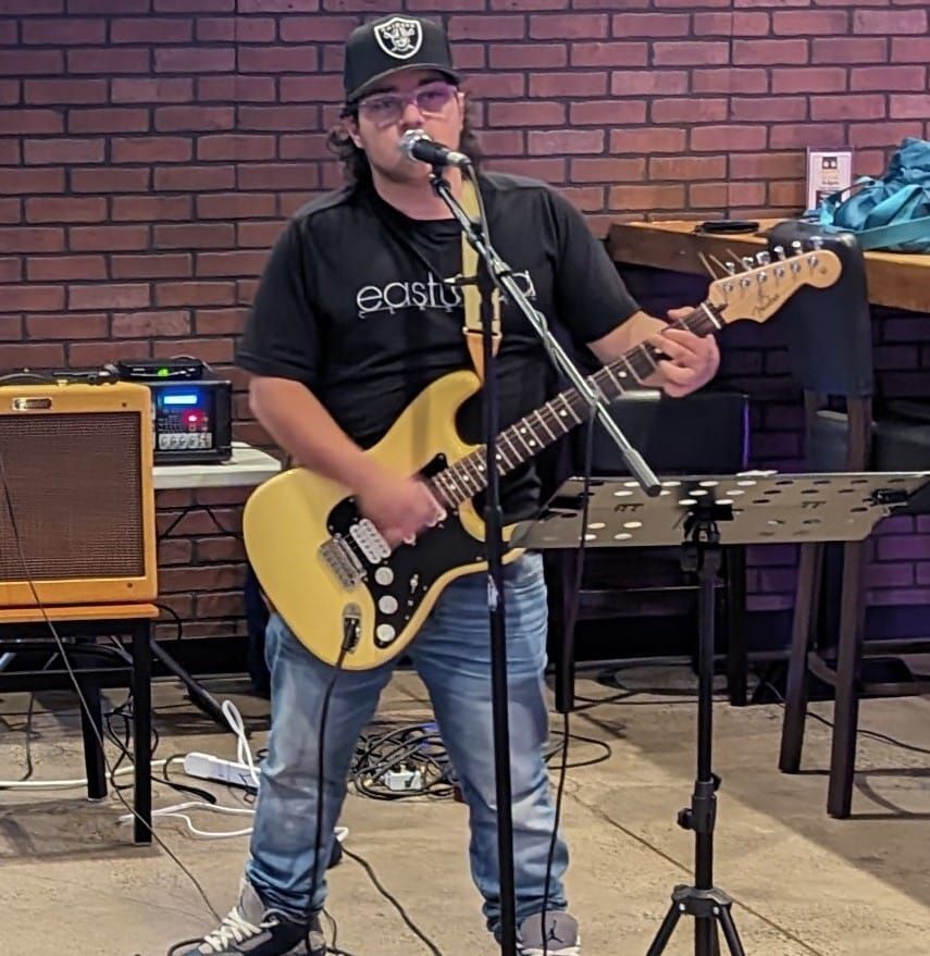 Chris Raspante @ 16 Stone Brew Pub, 16 Stone Brewpub - Holland Patent ...