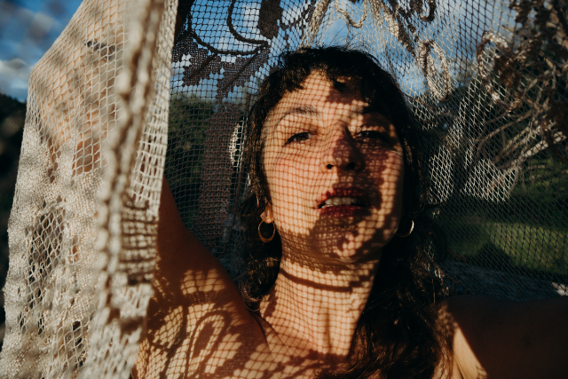 Ora Cogan w/ Low Hums & Lori Goldston, Tractor Tavern, Seattle, 28 ...