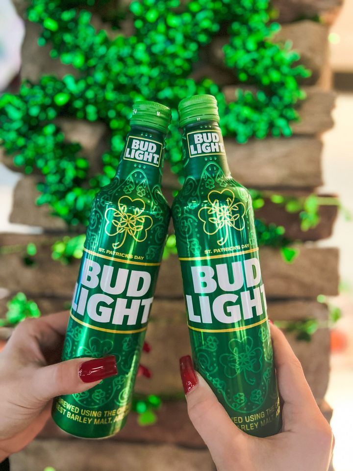 ST PATTYS DAY PARTY AT PANINIS, 8870 Darrow Rd, Twinsburg, OH, 17 March 2024 | AllEvents