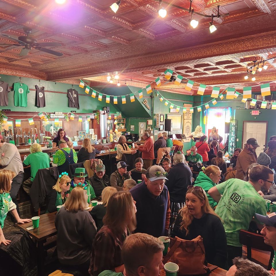 St. Patricks Day Celebration, Molly's Pint Brewpub, Murphysboro, March ...
