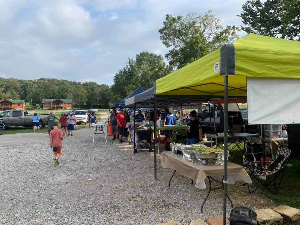 5th Annual Bass Backyard BBQ Contest, Bass' River Resort, Steelville, 3 ...