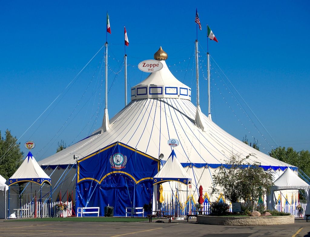 Zoppe - An Italian Family Circus, Anderson Park, Wheat Ridge, 6 August ...