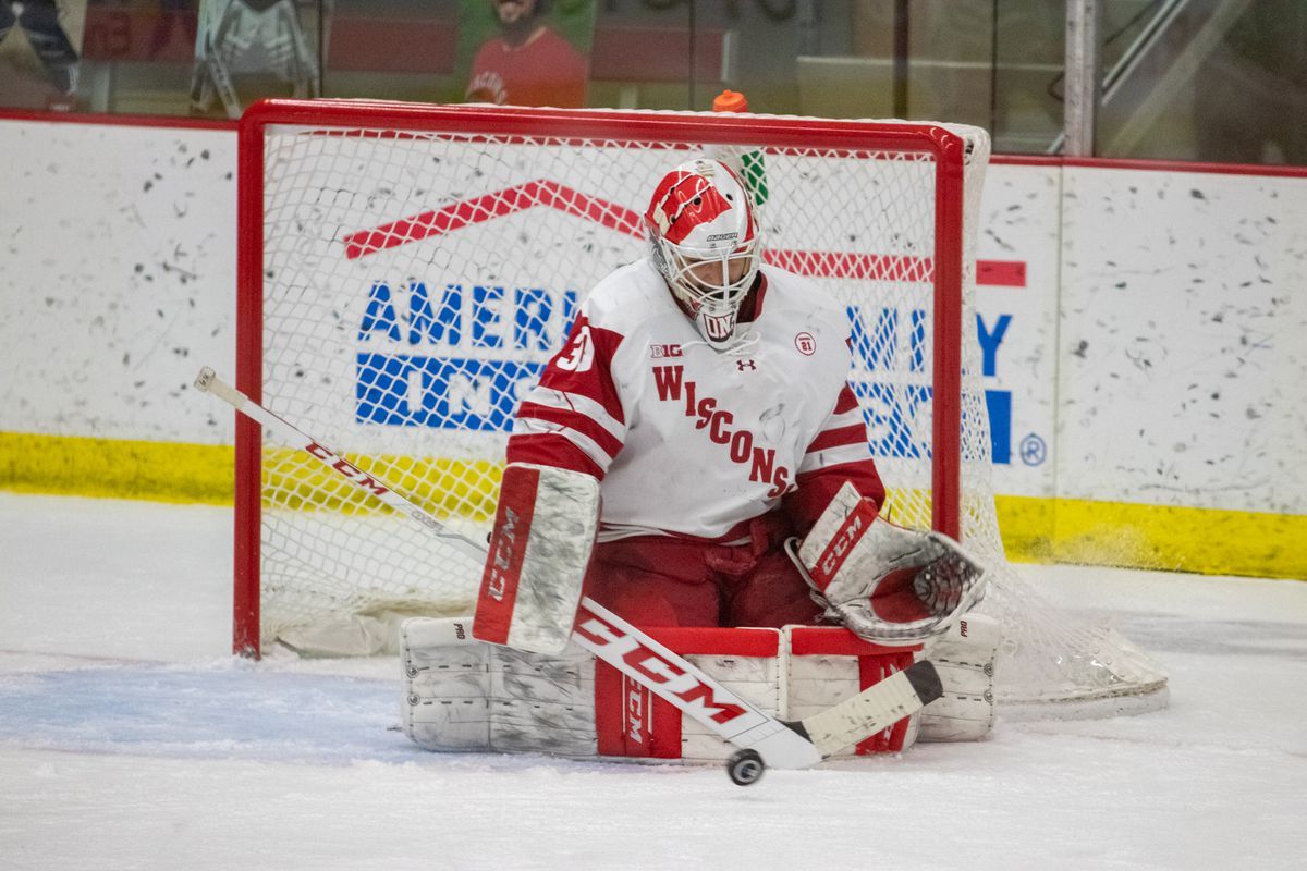 Bemidji State Beavers vs. Wisconsin Badgers, The Sanford Center ...