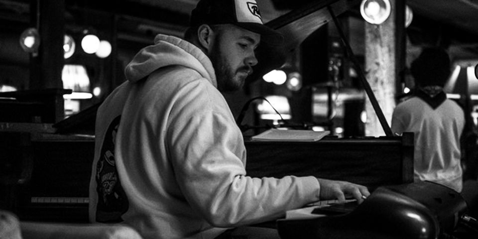 Alex Murphy Trio feat. Brian Brown & AG Sully, Rudy's Jazz Room (809 ...