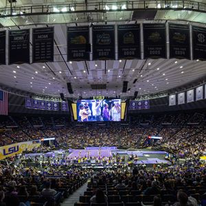 Georgia Bulldogs at LSU Tigers Womens Gymnastics at LSU Pete Maravich ...