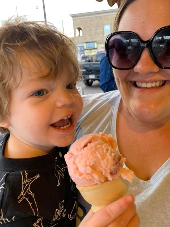 Lots of Love for Lindsay, O'Malley's Irish Pub, Scranton, 20 May 2023 ...