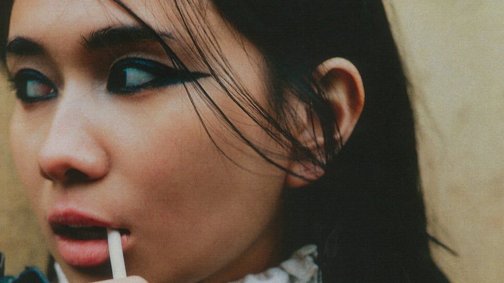 Niki - Buzz World Tour, 3Olympia Theatre, Dublin, 10 November 2024 ...