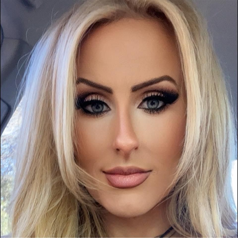 Ashlee Grace performs Las Vegas Music Lovers Live at Maxan Jazz, Maxan ...