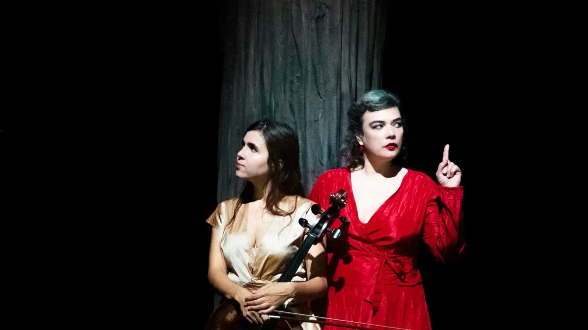 Birds on a Wire, Rosemary Standley, Dom La Nena in Arc-et-Senans ...