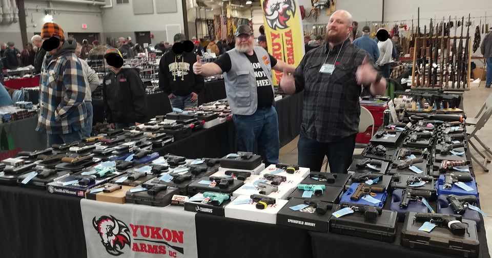 Fridley MN Gun & Knife Show, Banquets Of Minnesota, Brooklyn Center ...
