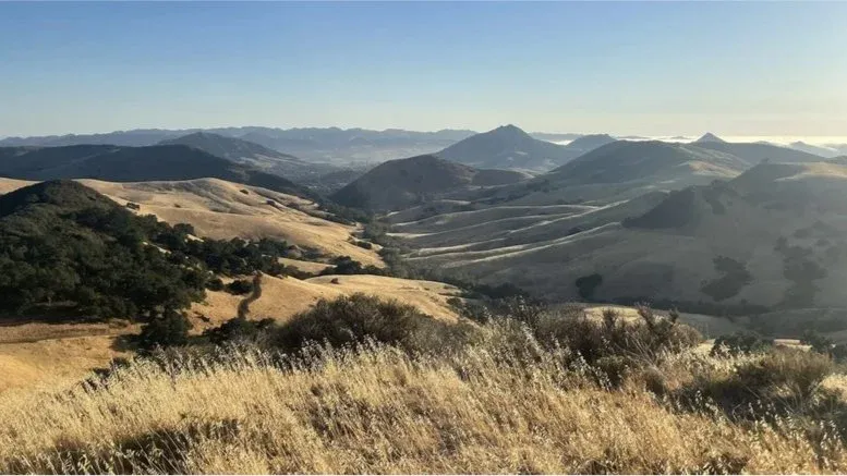 Lets Hike the Roller Coaster Trail, Miossi Open Space, bottom of cuesta ...