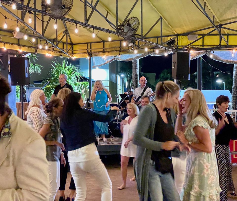 Hurricane Breeze at Blue Pointe , Blue Pointe Bar and Grill (Jupiter ...