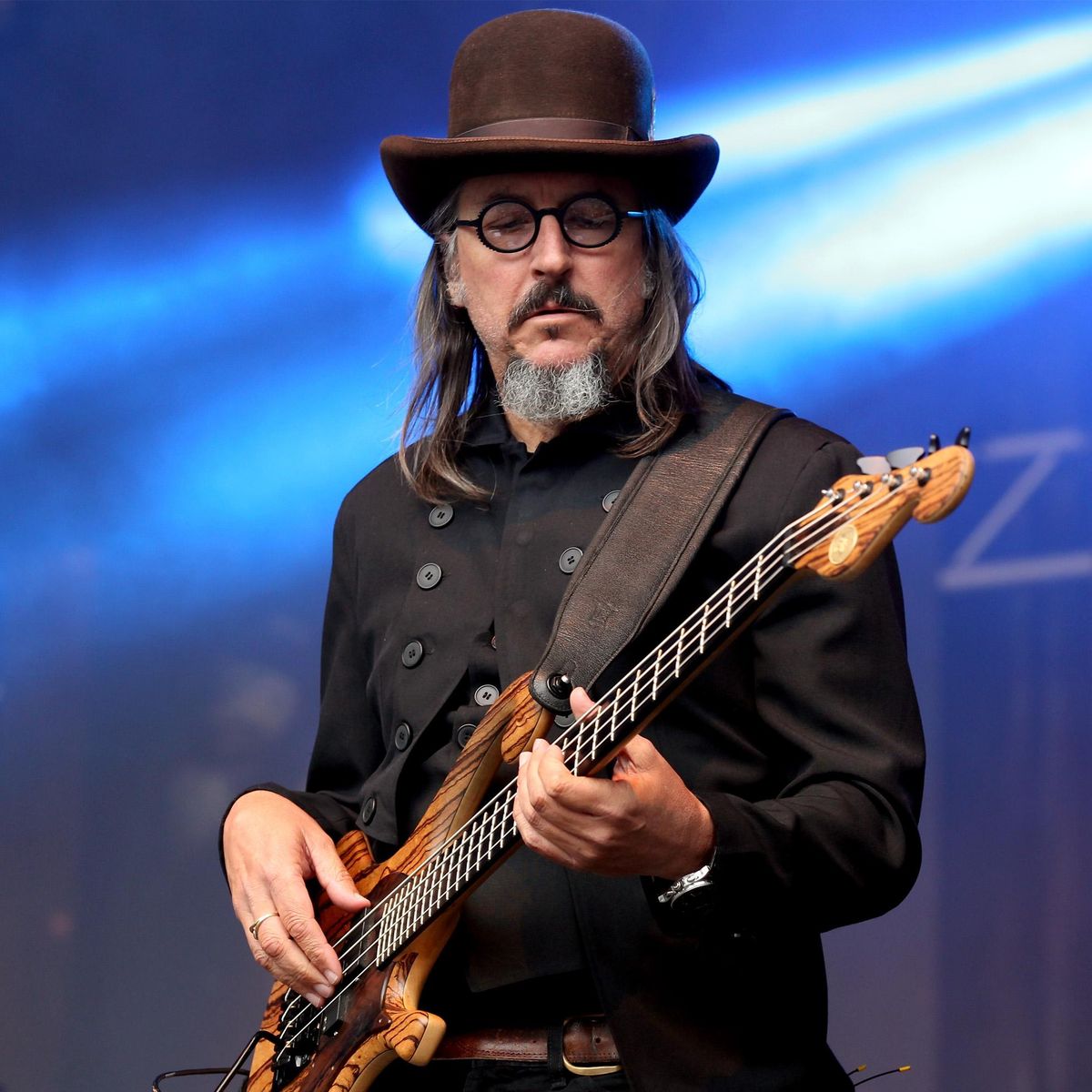 Les Claypool with Primus, Les Claypools Frog Brigade, and The Claypool ...