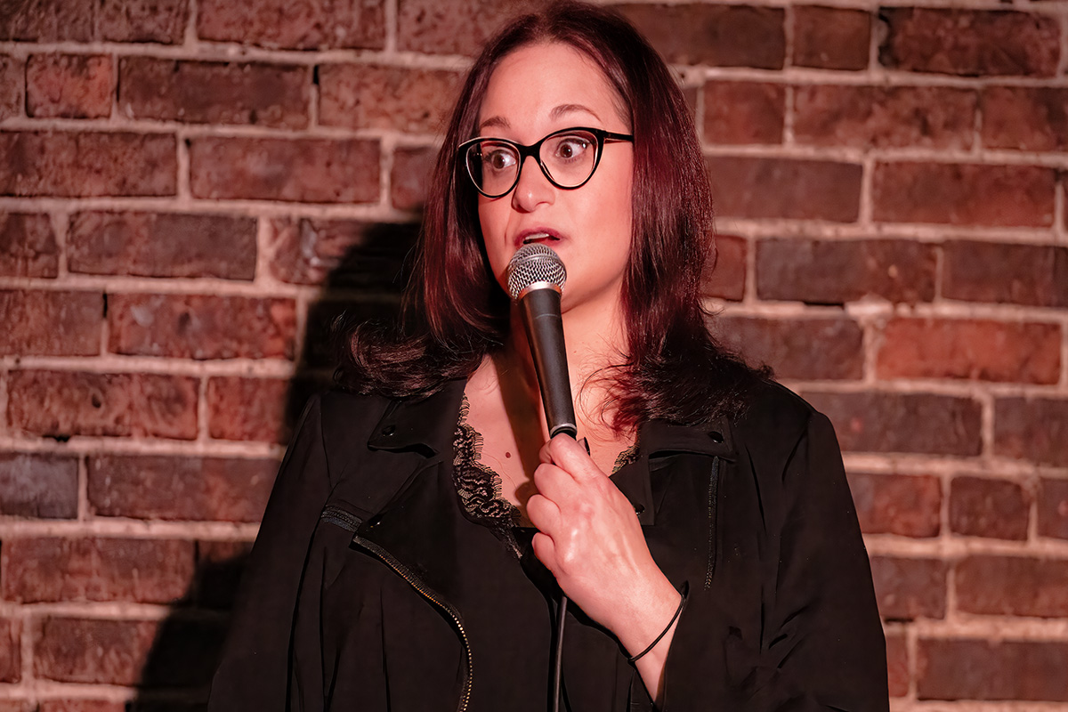 Adrienne Iapalucci, Side Splitters Comedy Club, Tampa | AllEvents