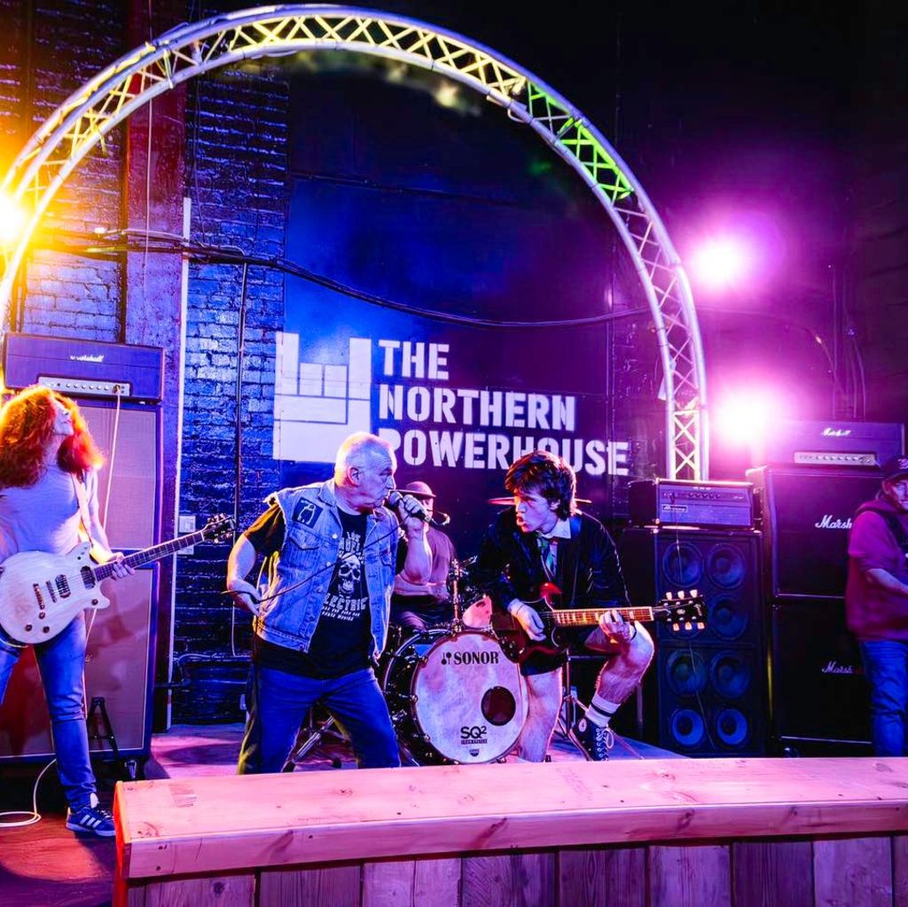AC/DC Powerage St.Helens Rock Music Club , Brunos Bar, St. Helens, 7 ...
