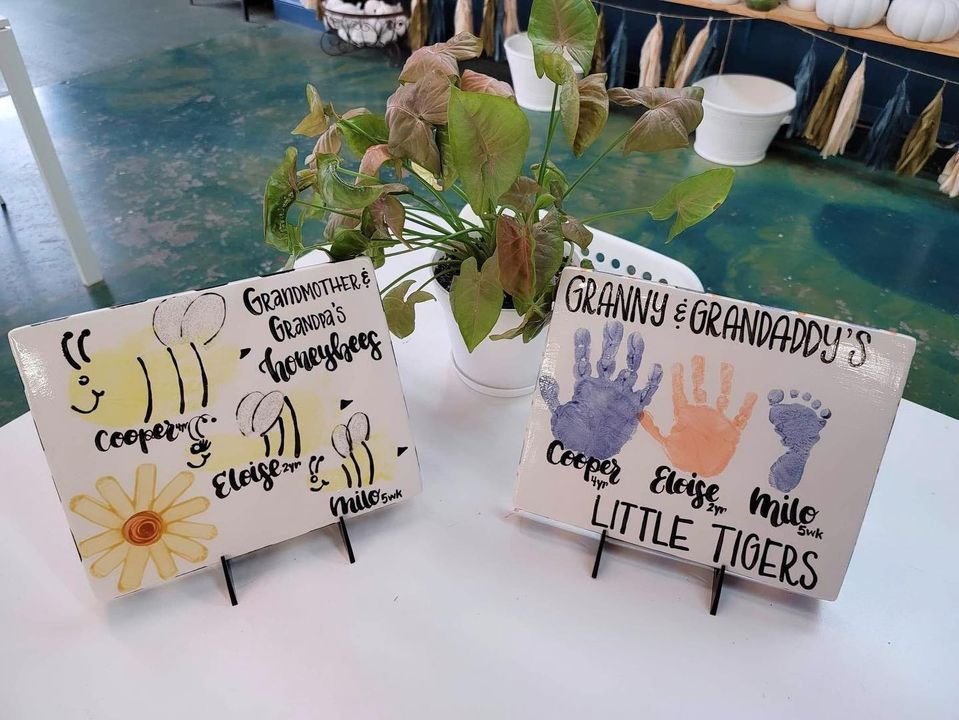 Hand Print Pottery, The Artsy Place Muscle Shoals, 24 February 2024 ...