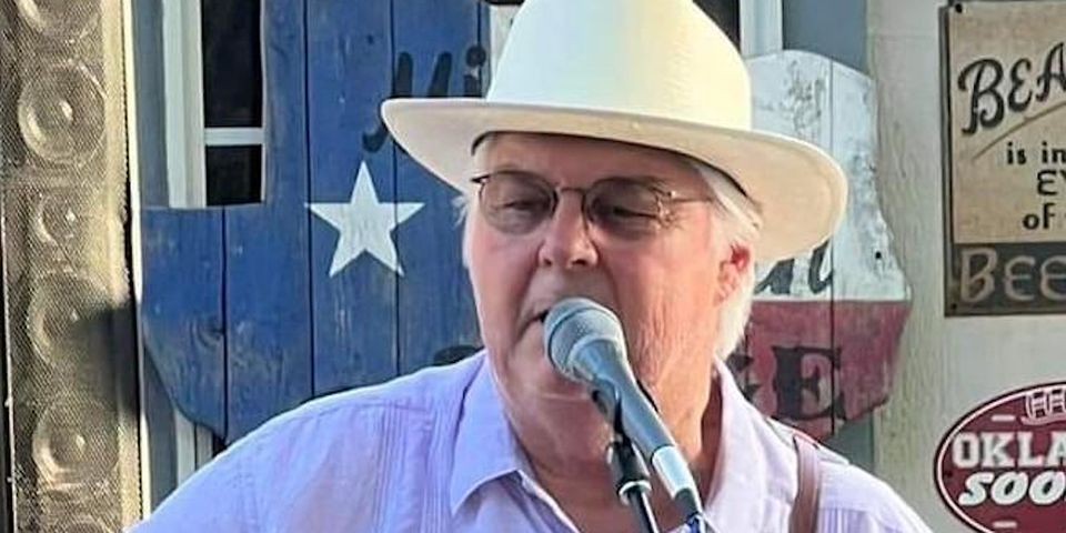 Steve Long at Fort Brewery, Fort Brewery & Pizza, Fort Worth, 28 July ...