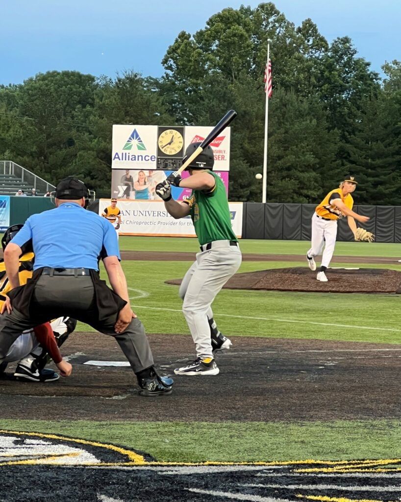 Cape Catfish Vs Ofallon Hoots Capaha Field Cape Girardeau 4 June To