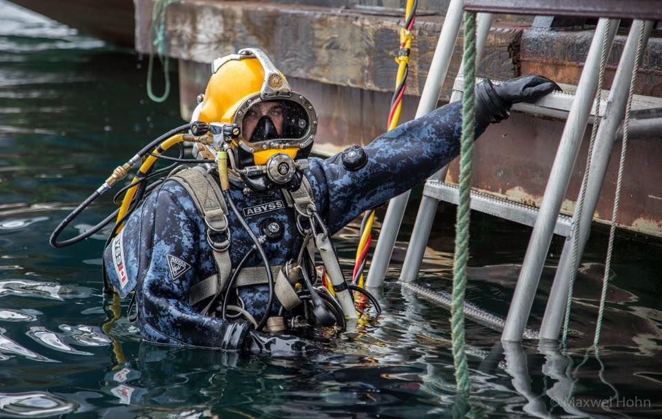 Unrestricted Surface Supply Diver with underwater welding and chamber ...