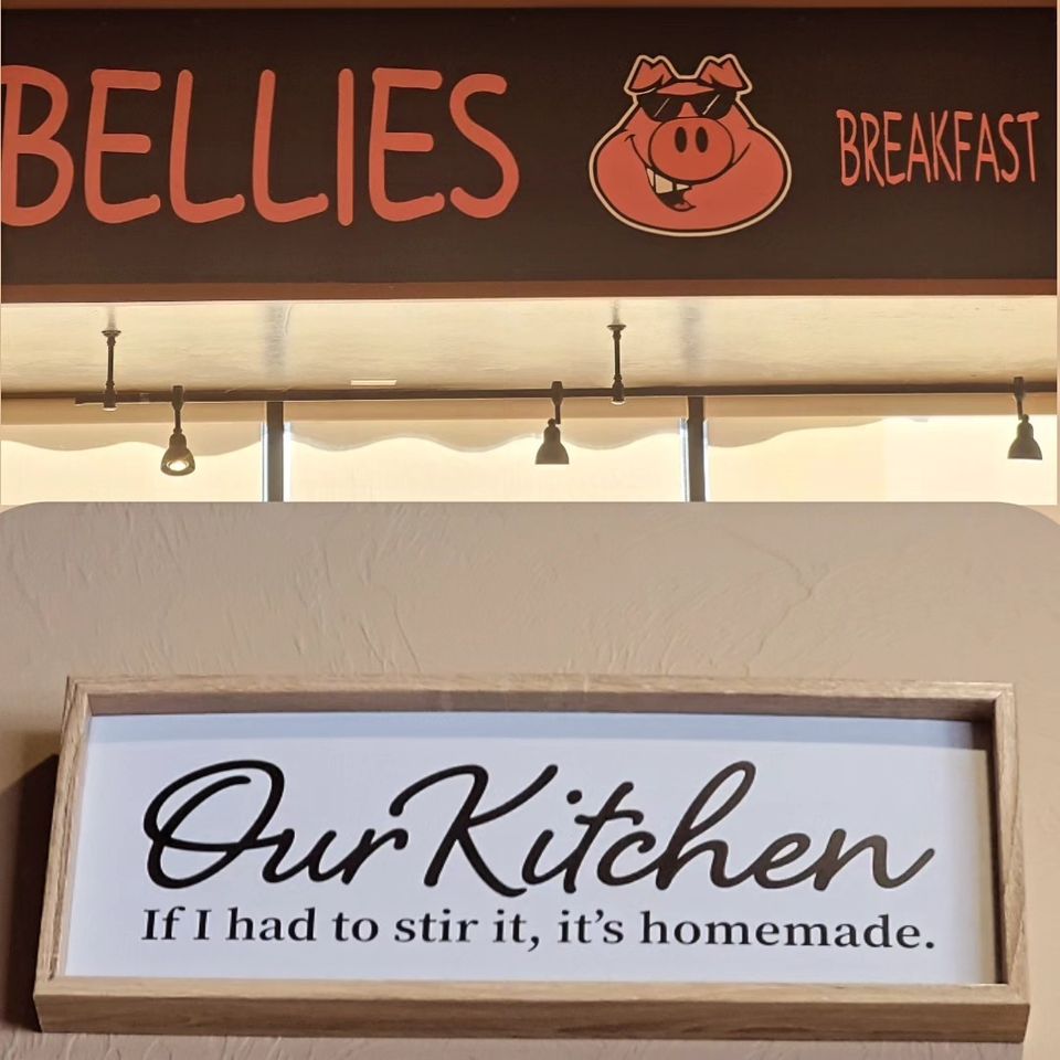 ?Tom-n-Lici? DEBUT at Bellies ?, Bellies Barnyard, Charlton, 15 March ...